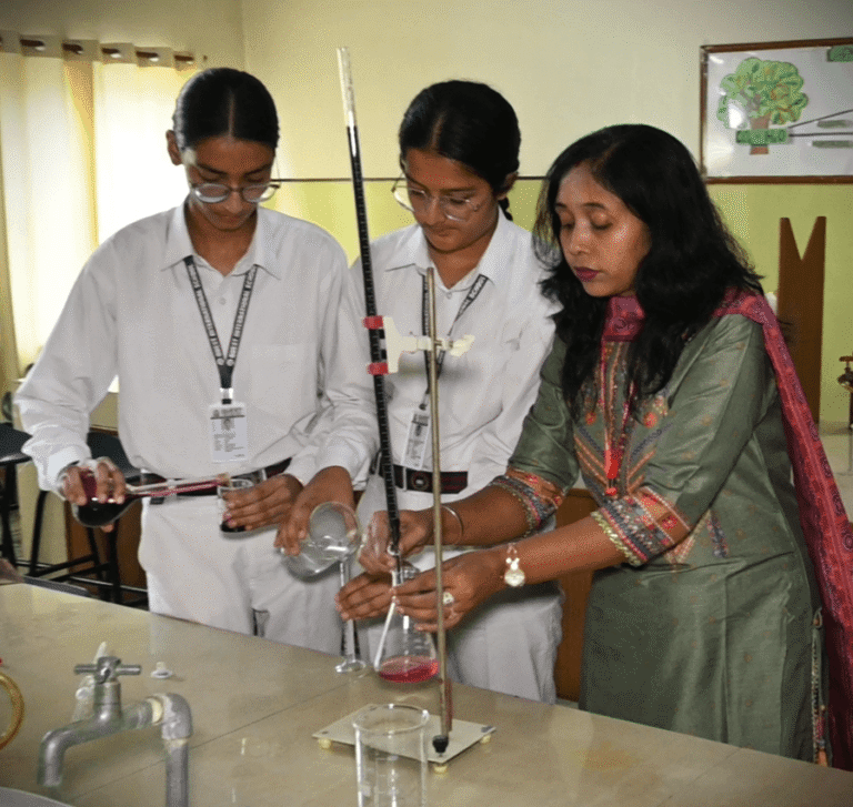 Chemistry Lab – Quest International School